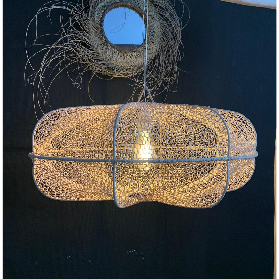 Raffia Pendant Light , Hanging Lamp Shade in Raffia , Rattan Pendant ...