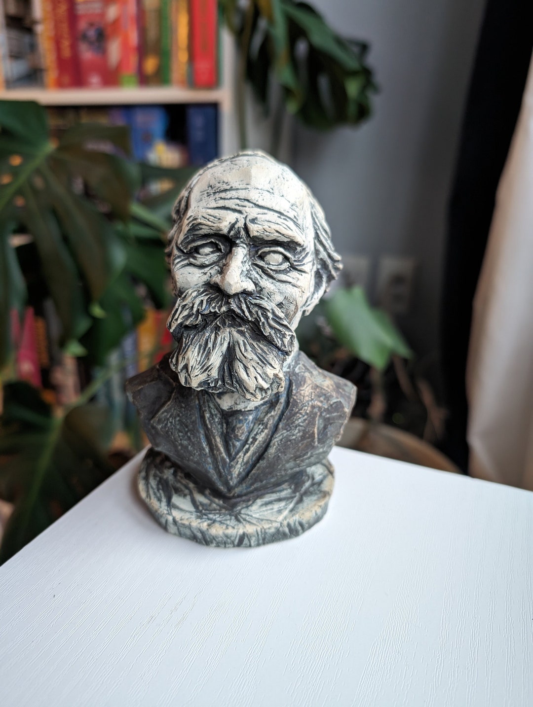 William James Statue — American Pragmatist Philosopher William James ...