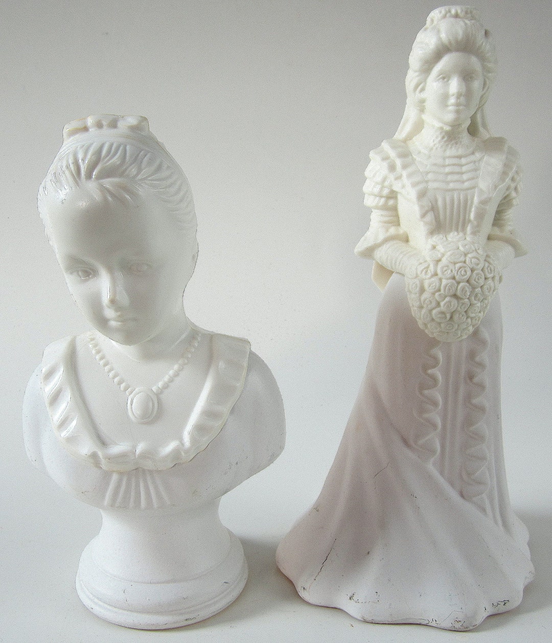 Avon 1976 Avon Bridal Moments Unforgettable 18th Century Young Girl ...