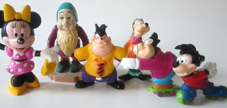 Toy Hobby Disney Collectible Figurines Extreme Mickey Mouse Minnie Snow ...