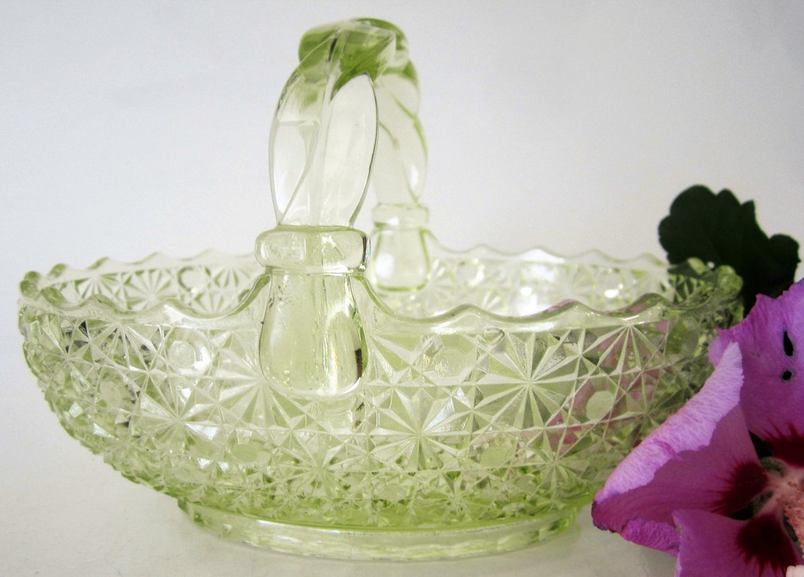 Vintage Elegant Cut Glass Imperial Daisy Button Subtle Yellow - Etsy