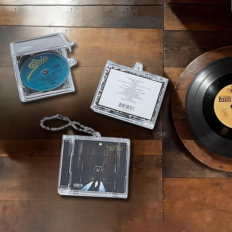 Music Artists Keychain - Etsy Canada