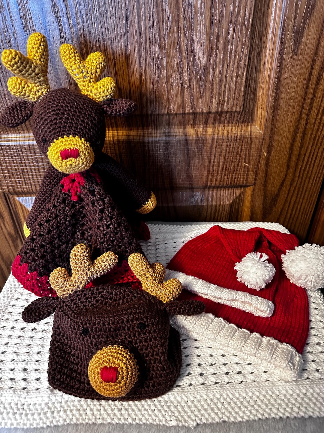 Holiday Collection Made-to-order Handmade Knitted and Crocheted Holiday ...