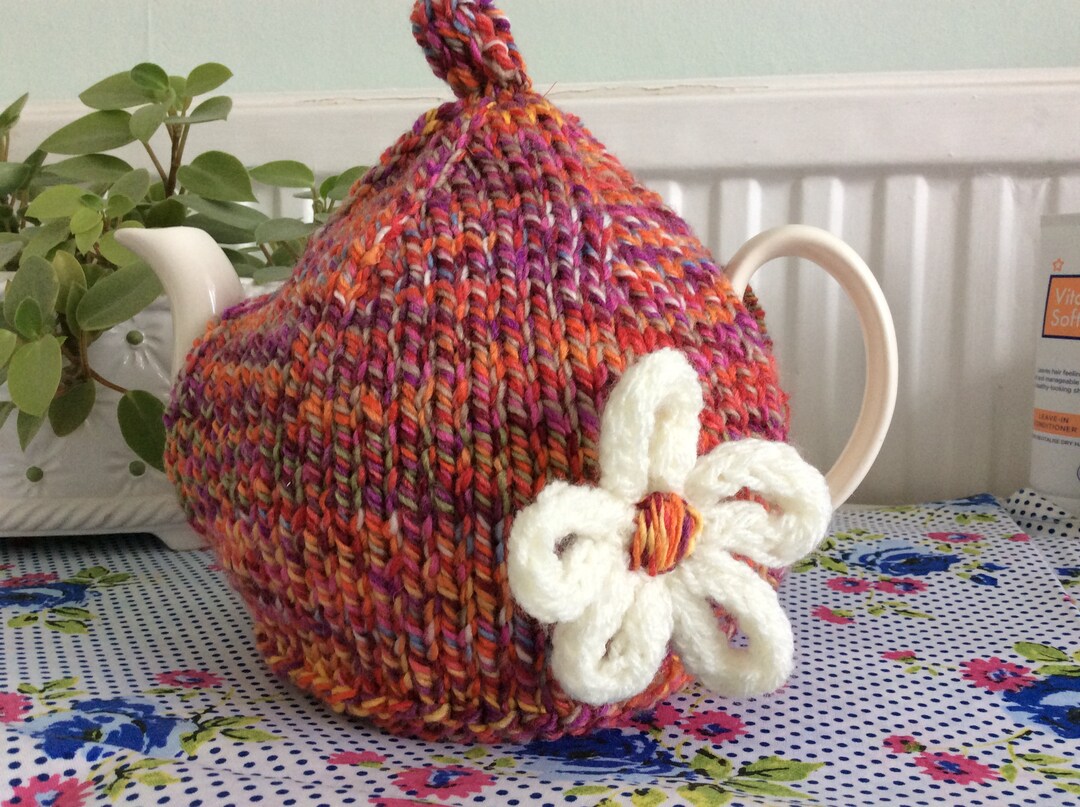 Knitted Tea Cosy / Cozy - Red Tweed and Cream Daisy Design, Teapot ...