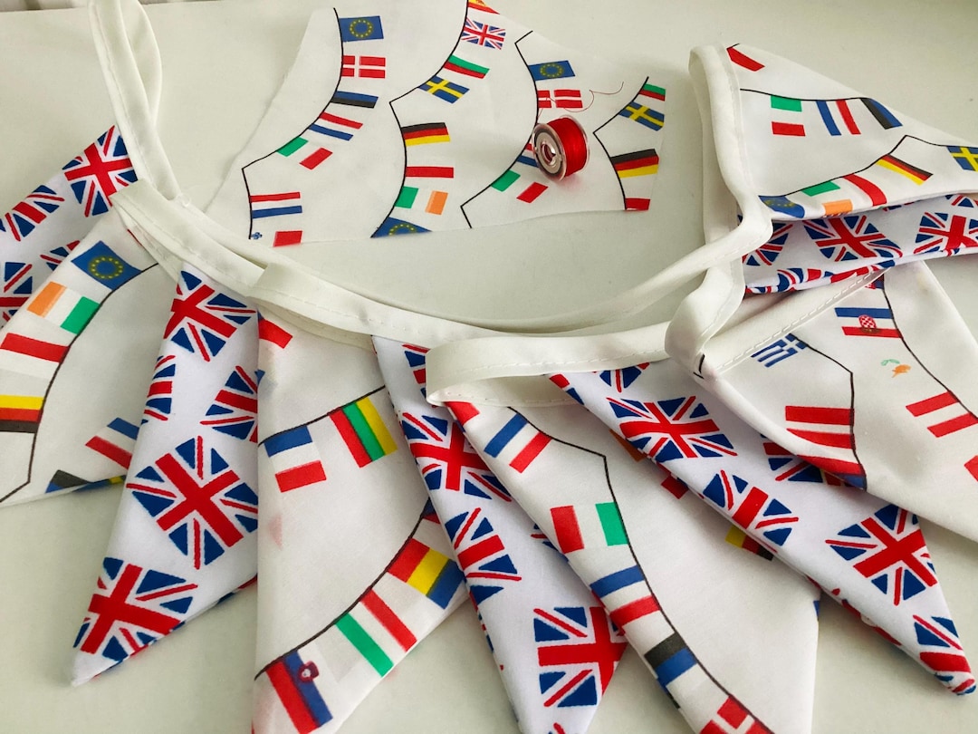 Eurovision Song Contest Bunting for UK, 10 Double Sided Flags Small ...