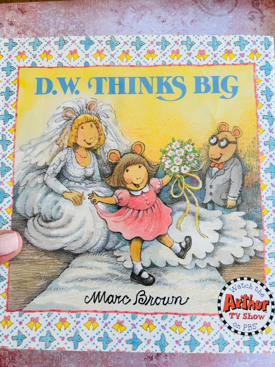 Marc Brown Arthur DW Thinks Big Hardcover Book - Etsy