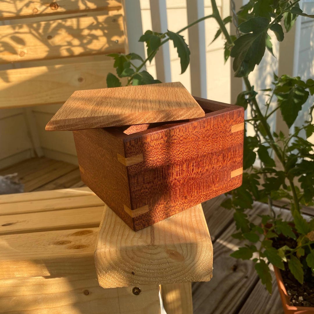 Modern Sapele and Oak Wood Trinket Box With Alder Splines - Etsy