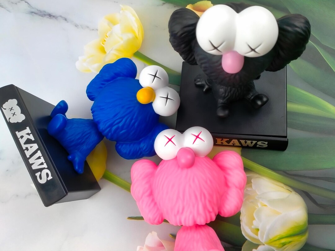 3D KAWS Car Ornament Big Eye Bobble Head KAWS Ornament Boxed Kaws ...