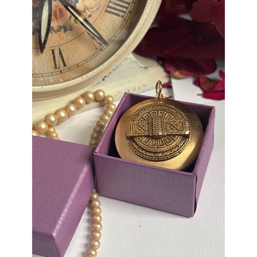 Vintage Gold-tone Locket Pendant With Mirror and Custom Engraving - Etsy