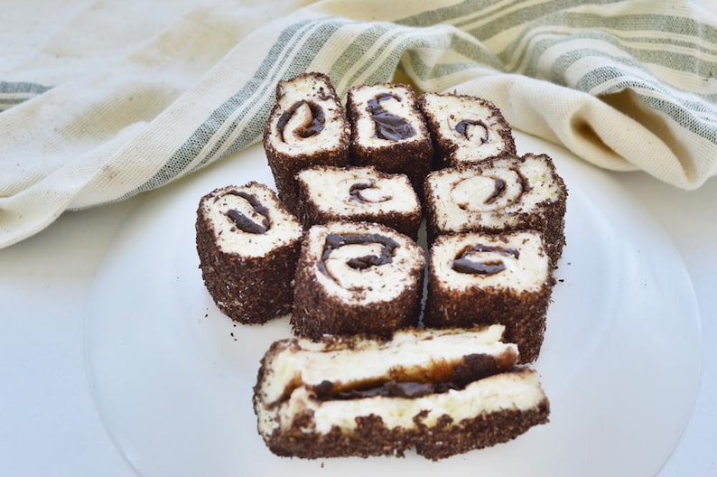 Chocolate Turkish Delight Rolls: Sultan's Sweet Treat - Etsy