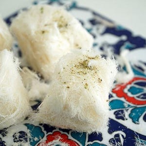 Turkish Cotton Candy (pişmaniye): Traditional Anatolian Floss Halva - Etsy