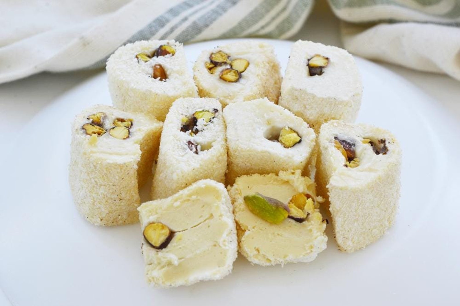 Coconut Pistachio Turkish Delight – Premium Sugar Cane Dessert - Etsy