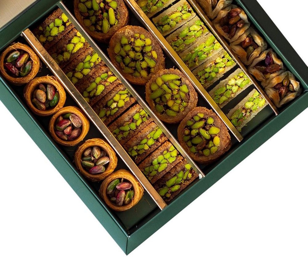Assorted Baklawa: Handcrafted Pistachio-cashew Arabic Dessert, 1.1lb ...