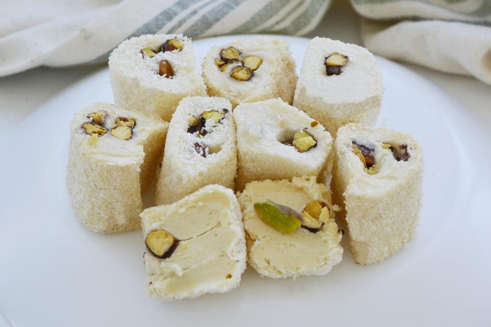 Coconut Pistachio Turkish Delight – Premium Sugar Cane Dessert - Etsy