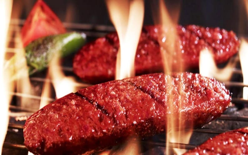 Halal Turkish Pepperoni Sujuk: Spicy Beef Sausage, Handcrafted Snack (1 ...