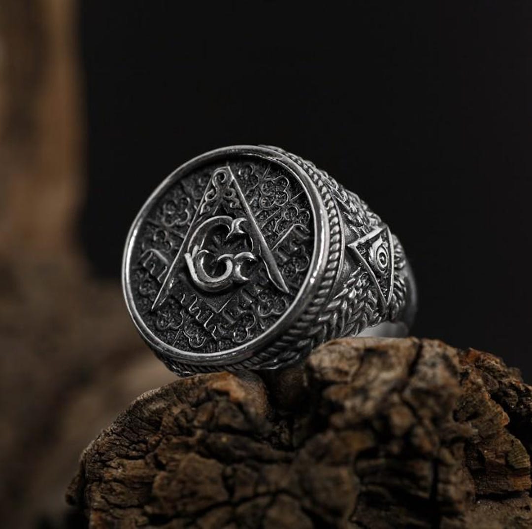 Mens Freemason Signet Ring: Masonic Square and Compasses Ring, Esoteric ...