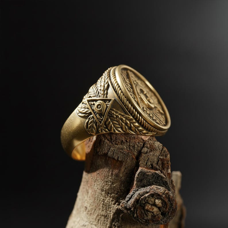 Mens Freemason Signet Ring: Masonic Square and Compasses Ring, Esoteric ...