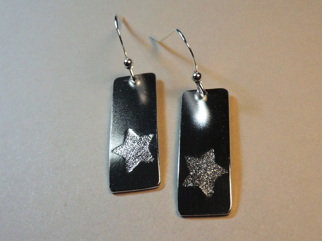 Logo Sterling Silver Single Star Drop / Dangly Earrings - FREE Postage ...