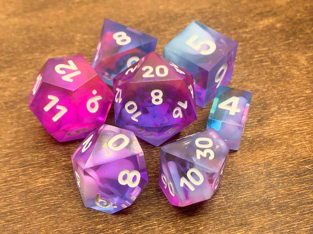 Dream Cloud Dice Classic Font Barrel D4 - Etsy