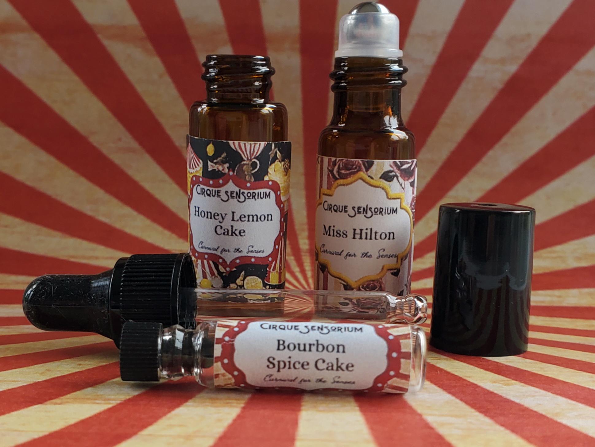 Vintage Powder Puff Perfume - Sugared Fruit, Black Pepper, Agarwood ...