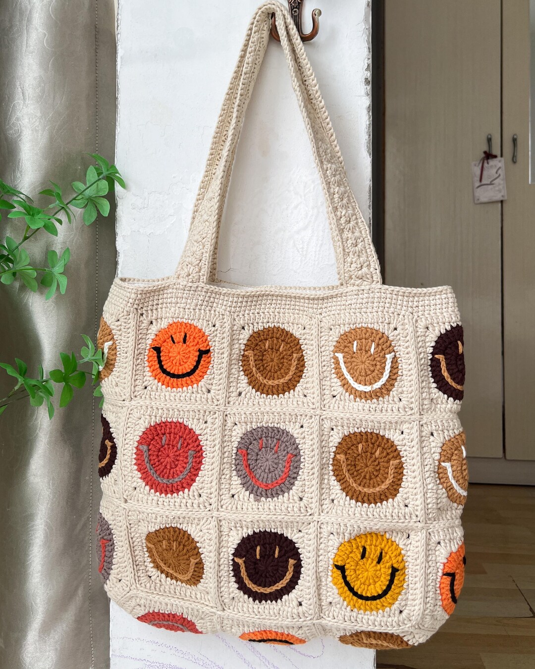 Handmade Yarn Crochet Smiley Face Tote Bag, Large Granny Square Bag ...