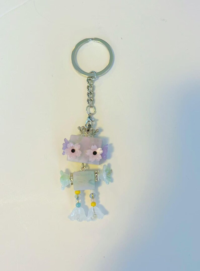 Handmade Robot Keychain – Cute Resin & Bead Art Charm, Unique Flower ...