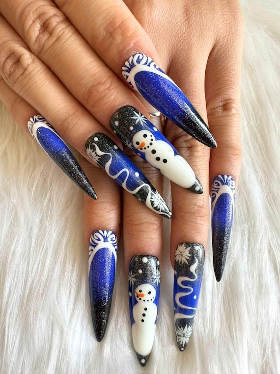 Snowman Acrylic Nails