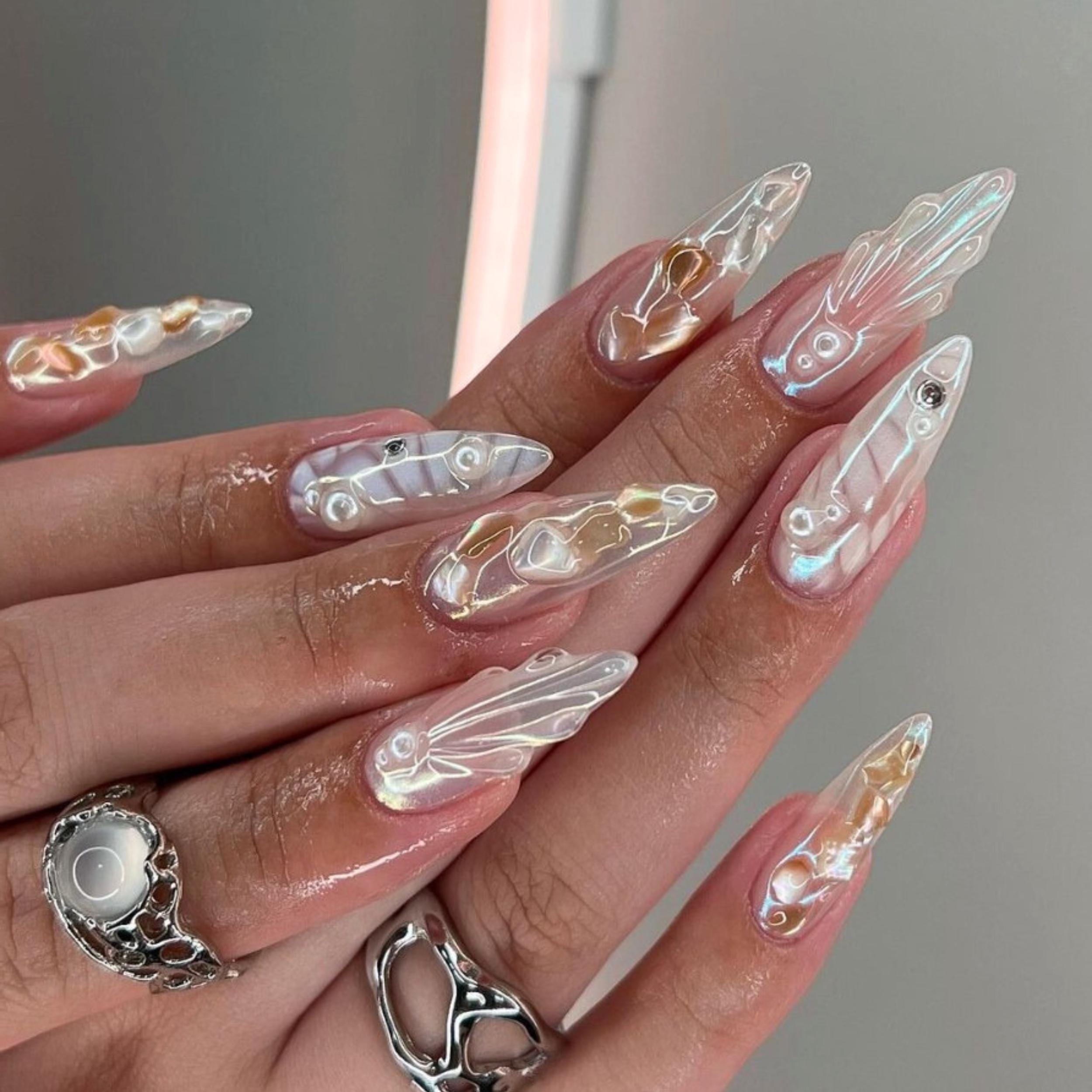 3D Seashell Nails Press on Nails, Hand Drawn With Pearl Nails, Fake ...