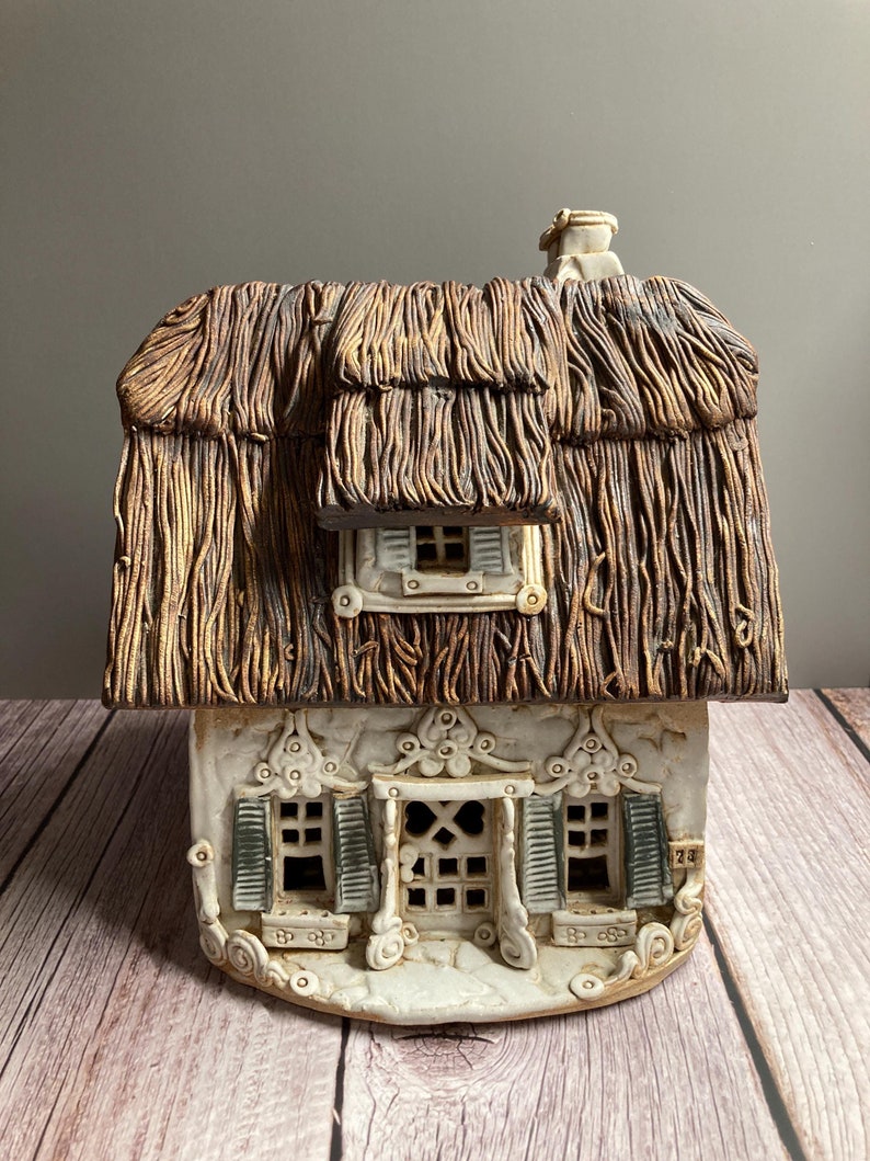 Windy Meadows huntsman's Cottage - Etsy