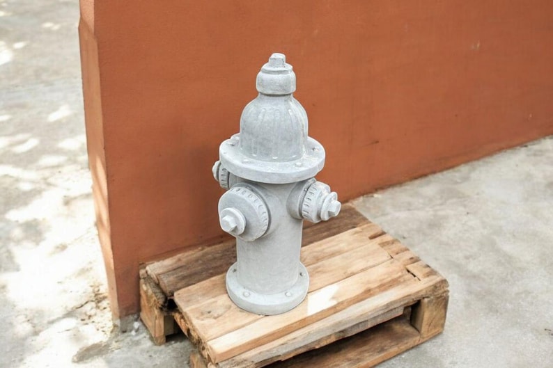 Stone Fire Hydrant Outdoor Statue Decorative Fire Hydrant Lawn Ornament ...