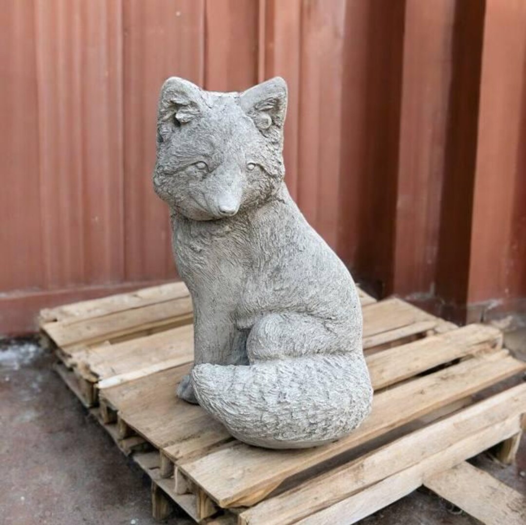 Concrete Sitting Fox Forest Animal Statue Fox With Big Tail Concrete ...