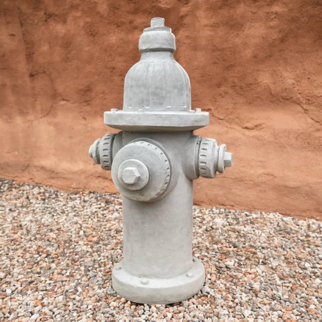 Detailed Hydrant Figure Beton Hydrant Statue Garden Stone Decoration ...
