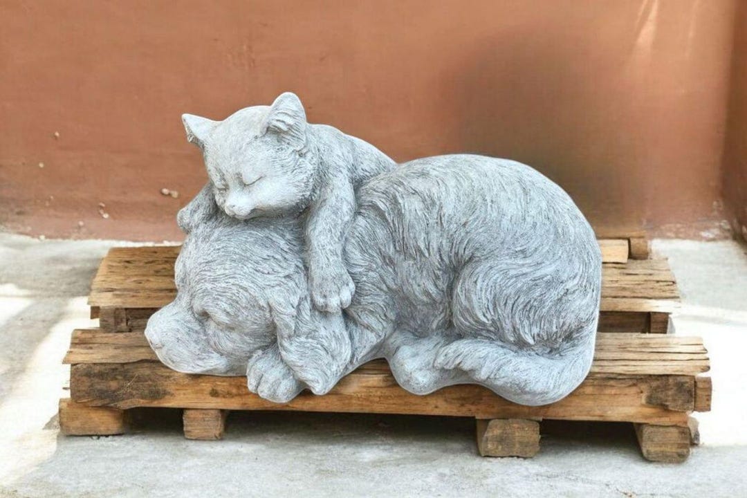 Realistic Cat and Dog Statue Outdoor Pets Decor Stone Dog and Cat ...