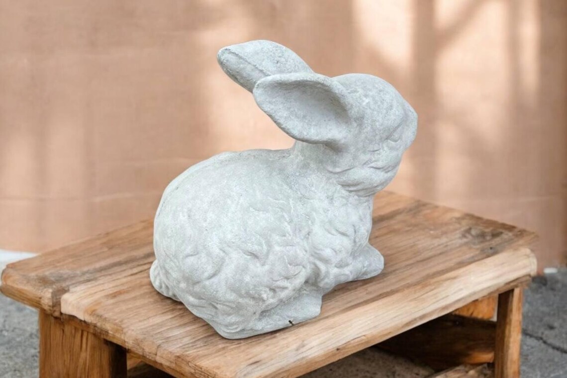 Rabbit Garden Statue Outdoor Bunny Decor Lawn Rabbit Idea Stone Animal ...