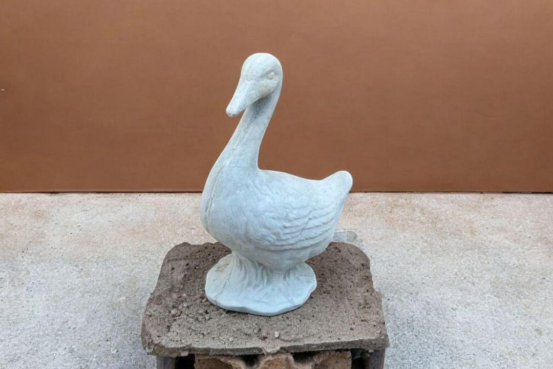 Stone Goose Figure Animal Decor Farm Goose Statue Animal Lover Gift ...