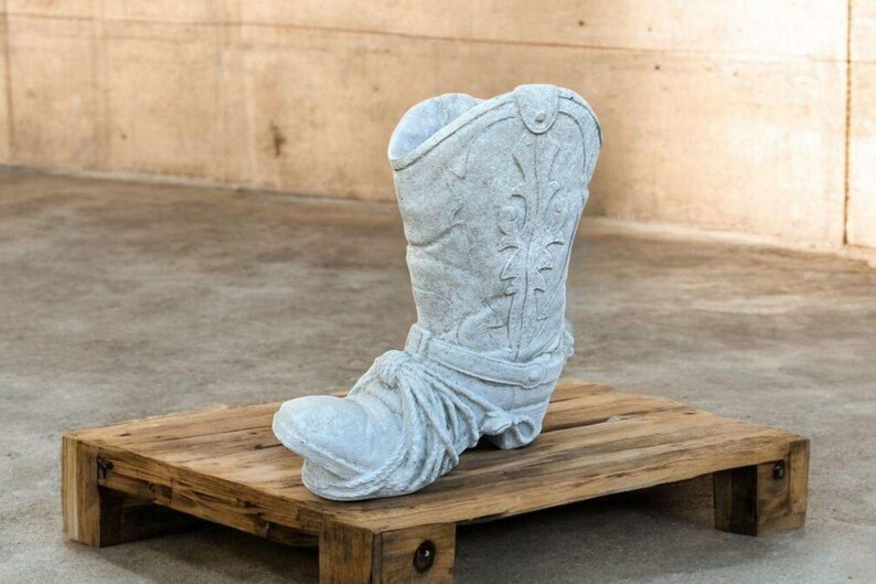 Lawn Boot Sculpture Backyard Shoe Statue Garden Cowboy Boot Concrete ...