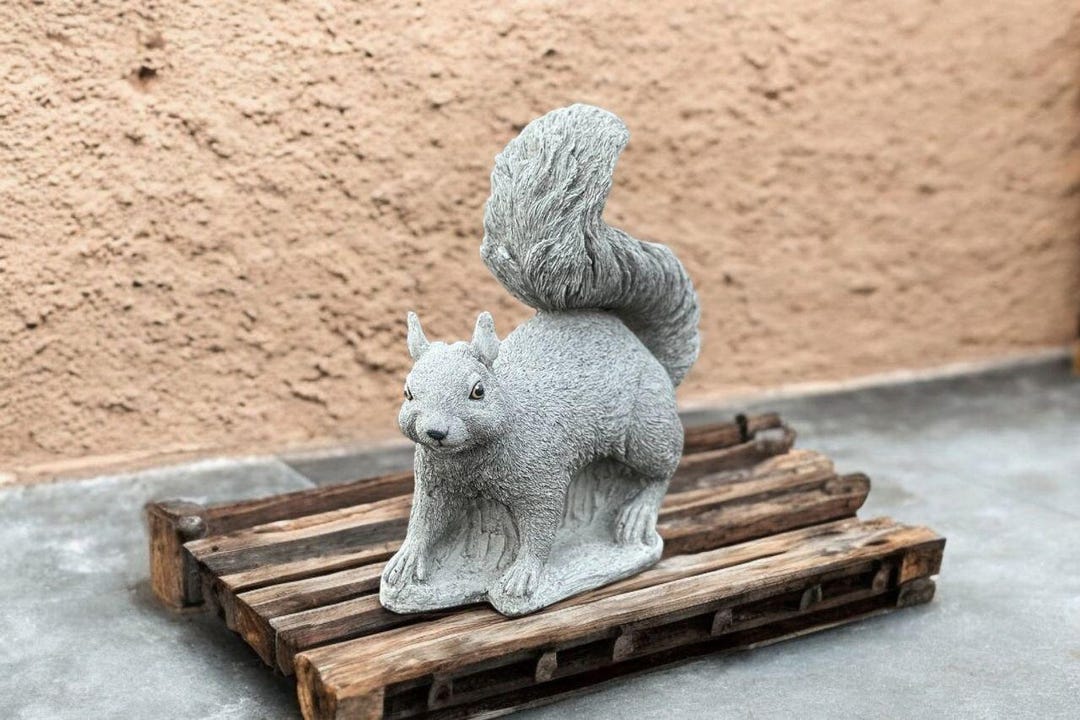 Cement Squirrel Decor Animal Concrete Figure Garden Stone Idea Squirrel ...