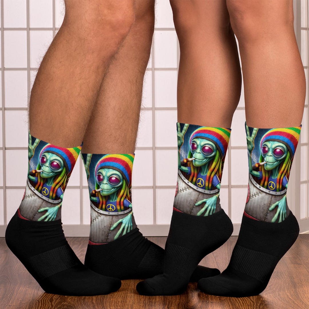 Rasta Alien Riding High in a Spaceship Through the Cosmos Nylon Socks ...