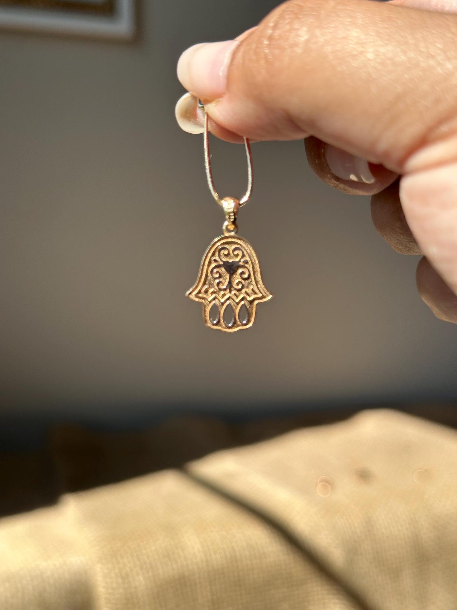 14k Solid Gold Hamsa Hand Pendant With Engraved Heart | Real Gold Charm ...