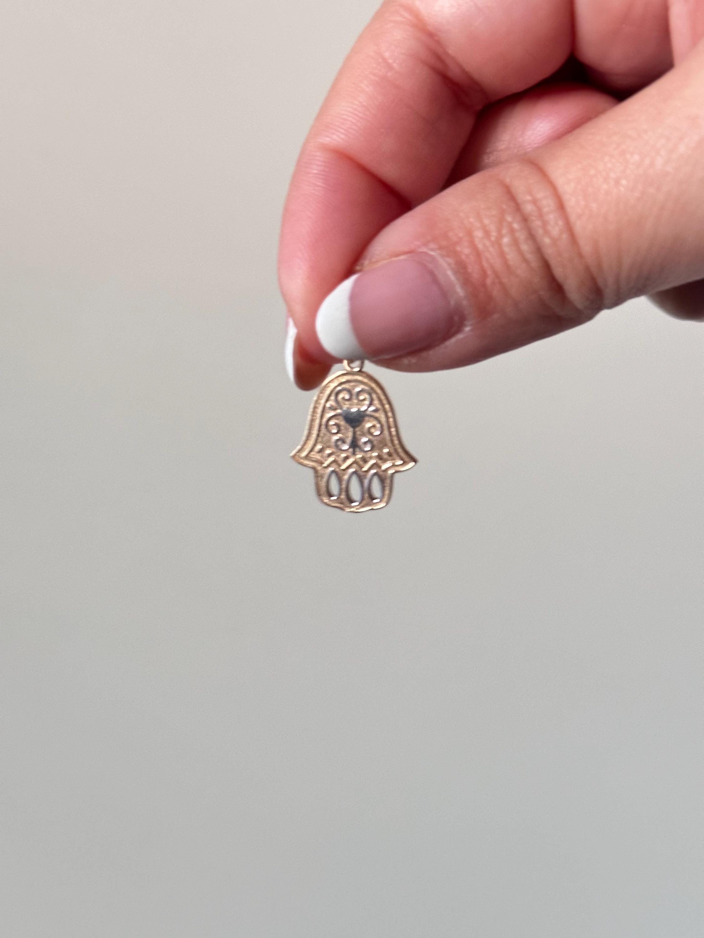 14k Solid Gold Hamsa Hand Pendant With Engraved Heart | Real Gold Charm ...