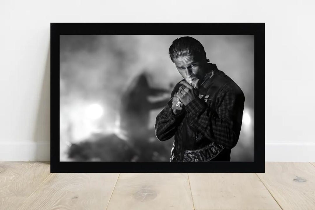 Charlie Hunnam Jax Teller Smoking Sons of Anarchy Vintage Hollywood ...