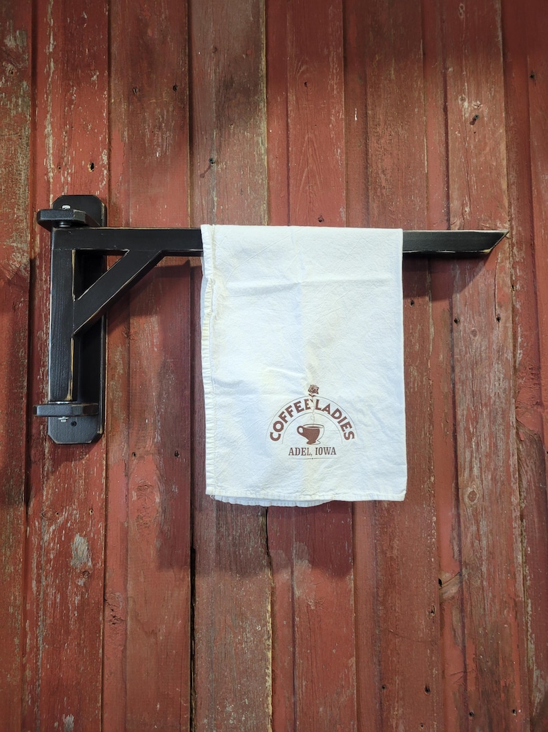 Primitive Quilt Display Arm Wall Bracket With Swivel Arm - Medium 28 ...
