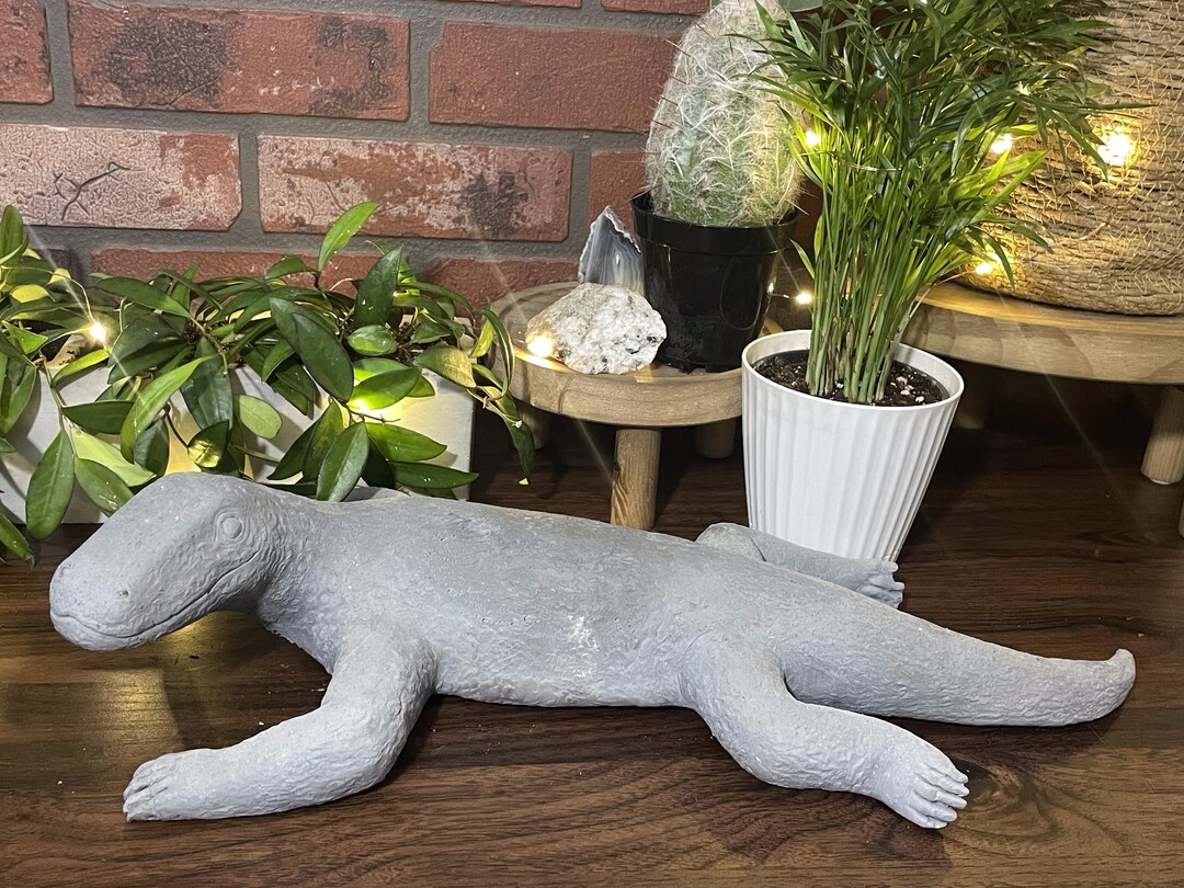 Cement Lizard - Etsy