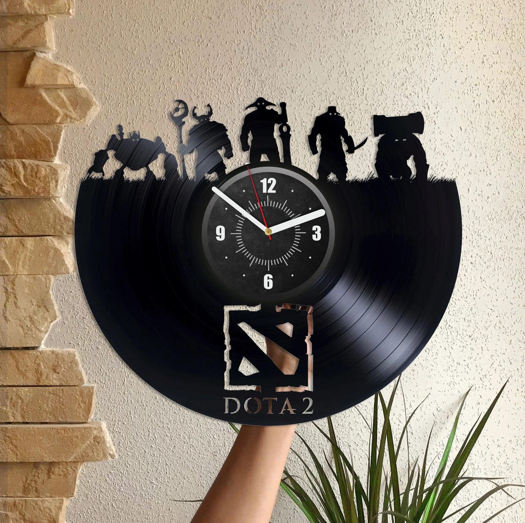 Video Game Vinyl Record Clock, Gifts for Gamers Boy, Gaming Room Wall ...