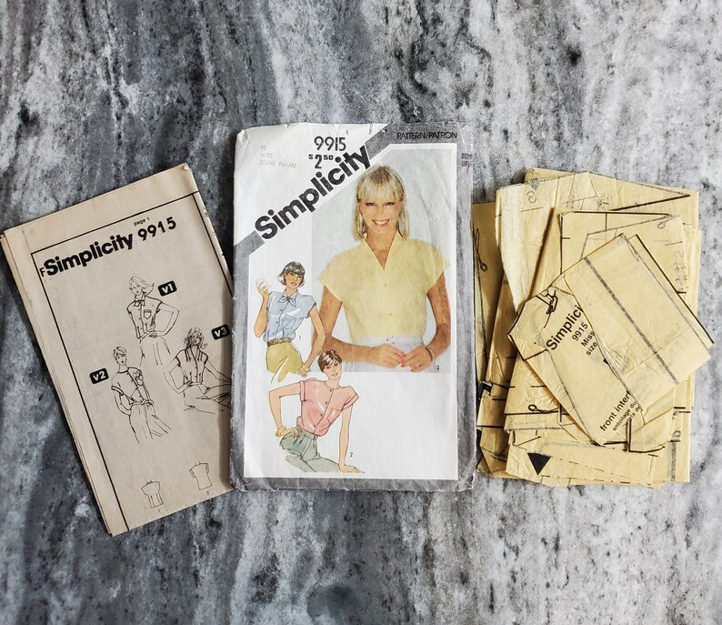 1981 Simplicity 9915 Sewing Pattern Misses' Set of Blouses - Etsy