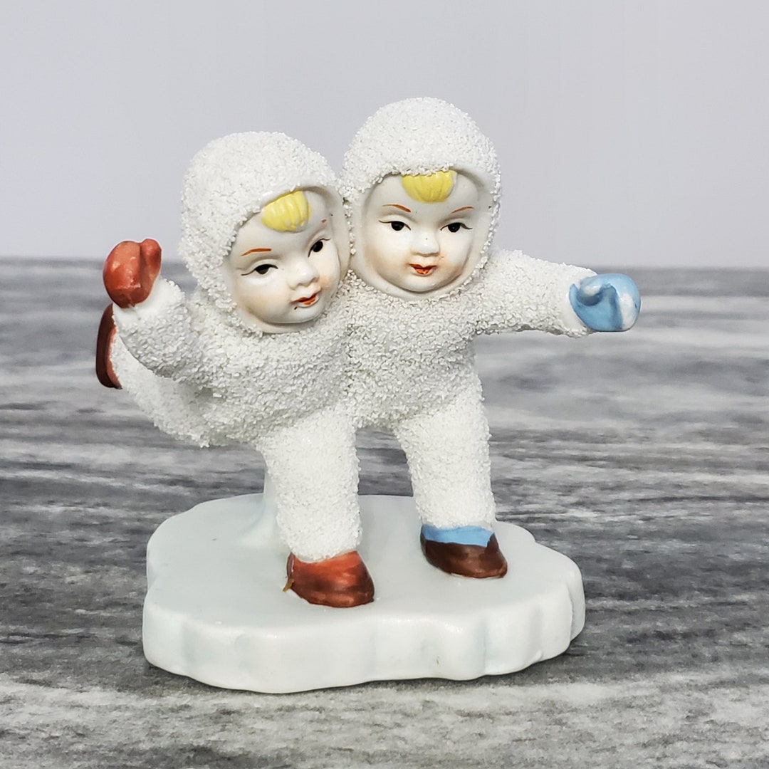 Vintage Snow Babies Skating Holding Hands Figurine Snowbabies Skating ...