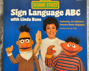 Vintage Sesame Street Paperback Book Sign Language ABC With Linda Bove ...