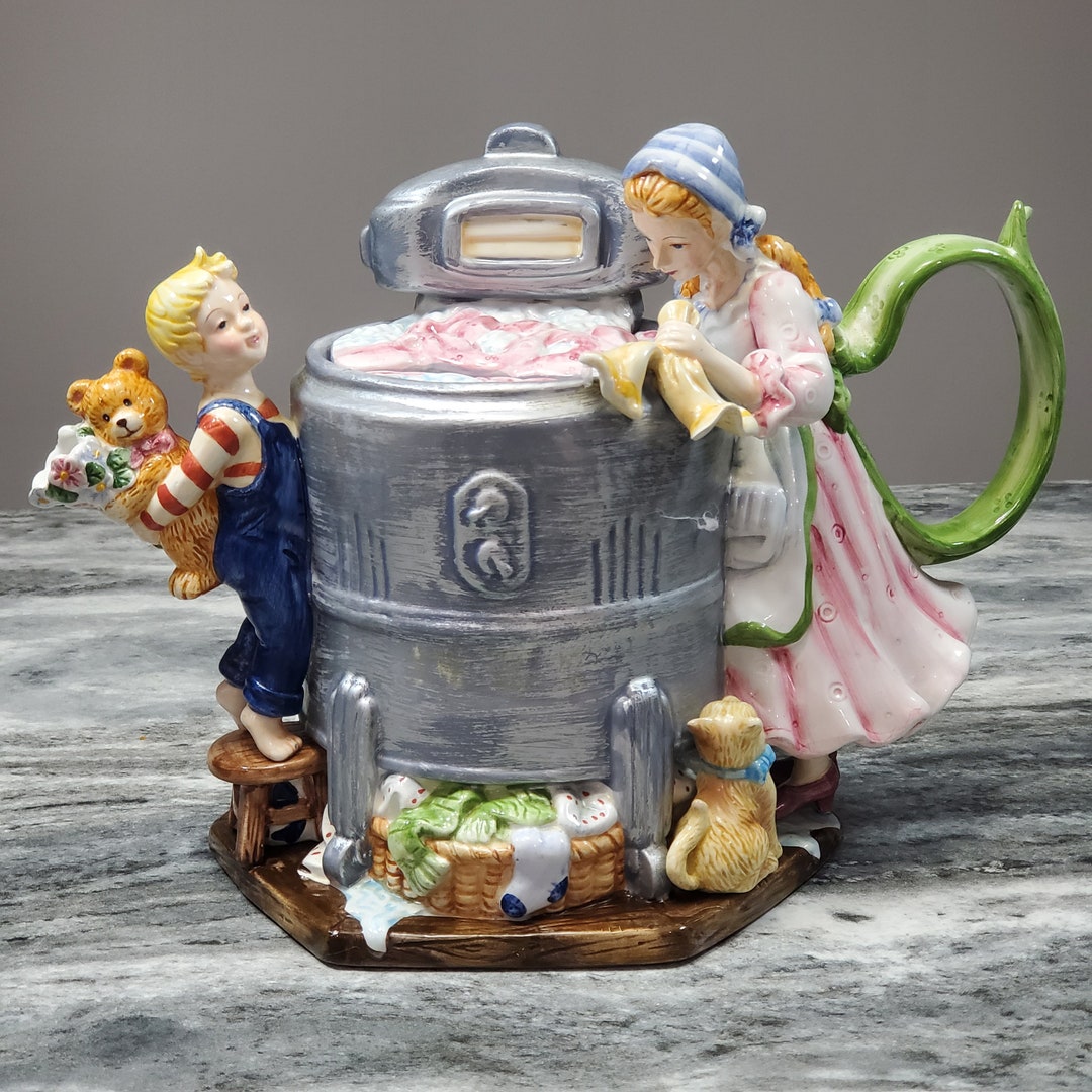 Vintage Ceramic Mother and Child Laundry Wash Day Teapot Old Wringer ...