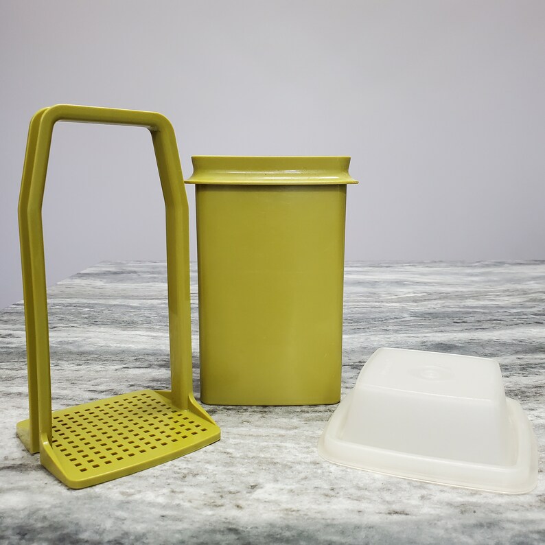 1982 Tupperware Pick-a-deli Container Lime Green Pickle Keeper - Etsy