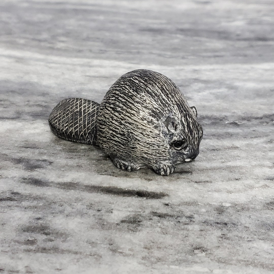 WOLF ORIGINAL Beaver Sculpture Canadian Resin Cast Carvings Beaver ...